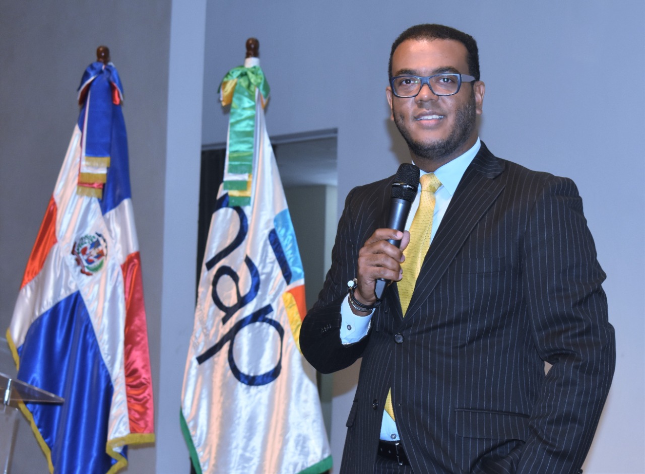 INAP realiza conferencia: “Transformando la Escucha: Claves para ...